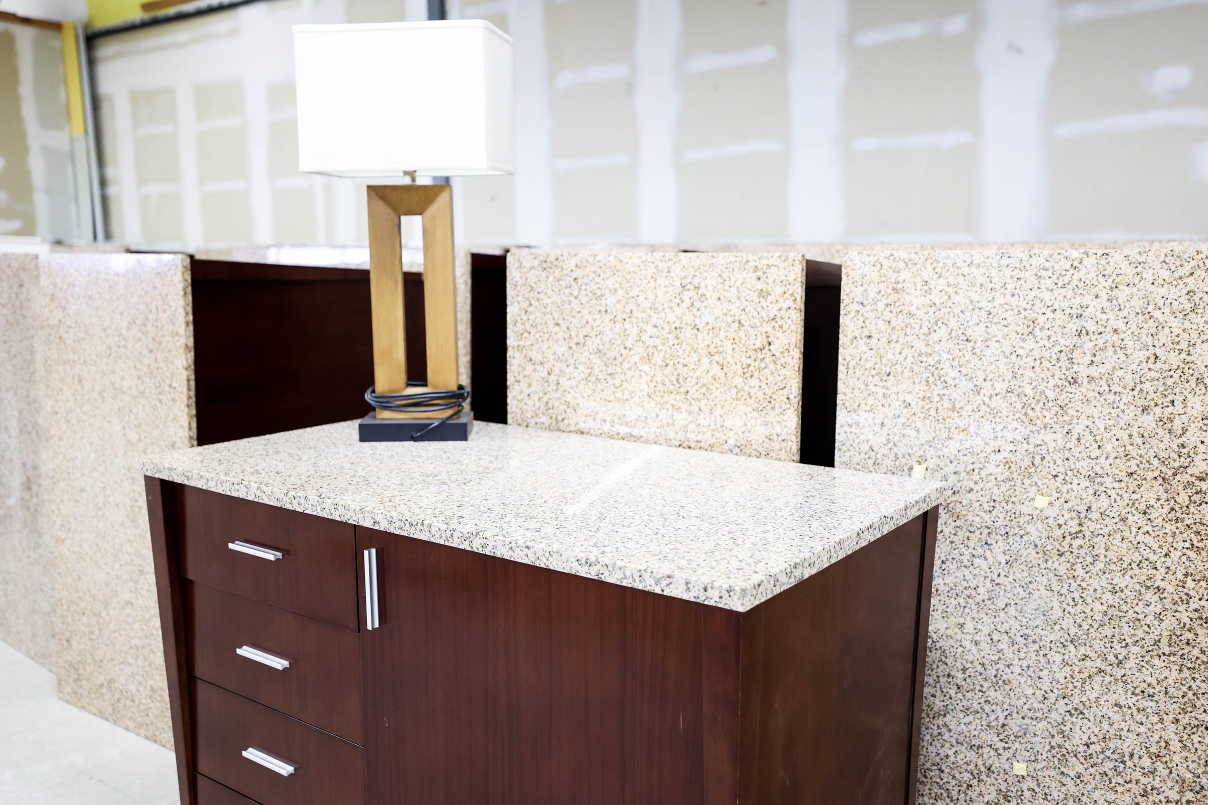 Home | Med Central Outlet & Transport